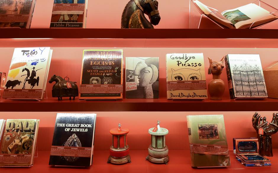 Maison Assouline - a great café/bookshop in Mayfair on A Little Bird ...