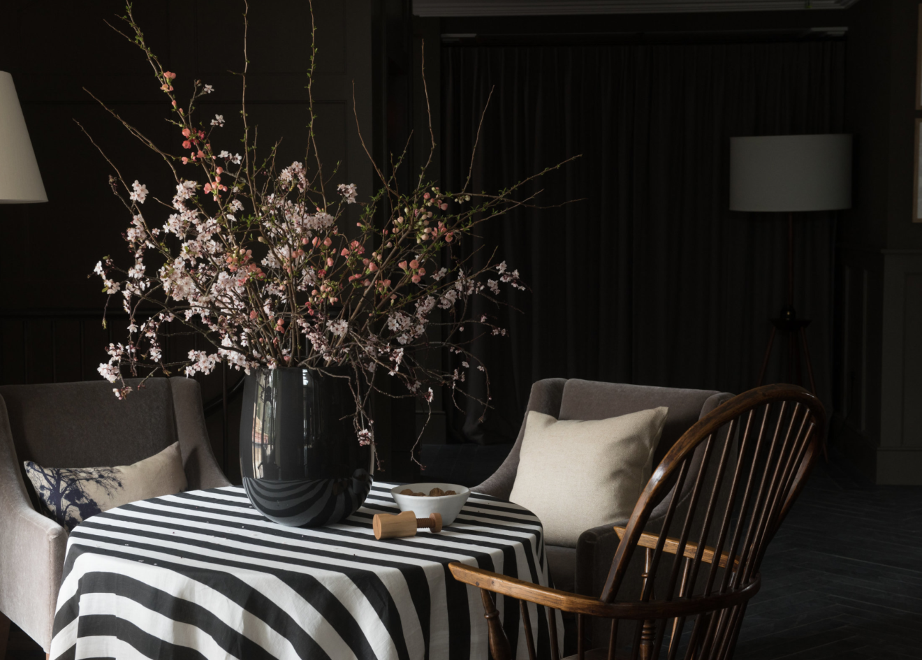 Kitten Grayson Flowers on A Little Bird - An Insiders Guide to London